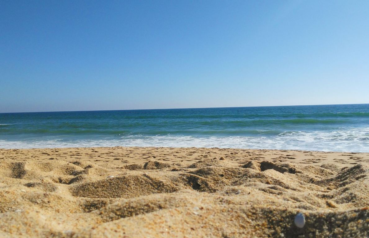 Praia de Faro: The Complete Guide to the #1 City Beach in Faro