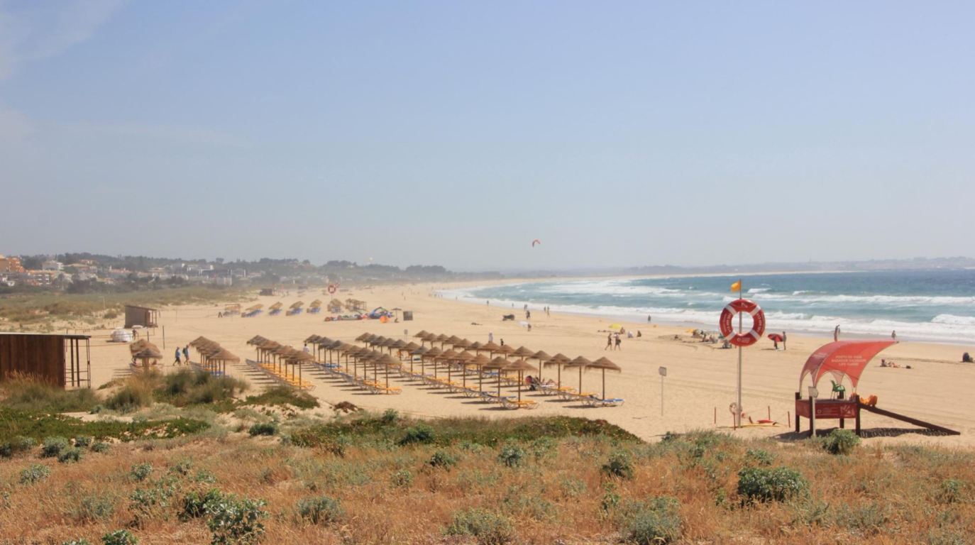 Meia Praia: The Complete Guide to the #1 City Beach in Lagos