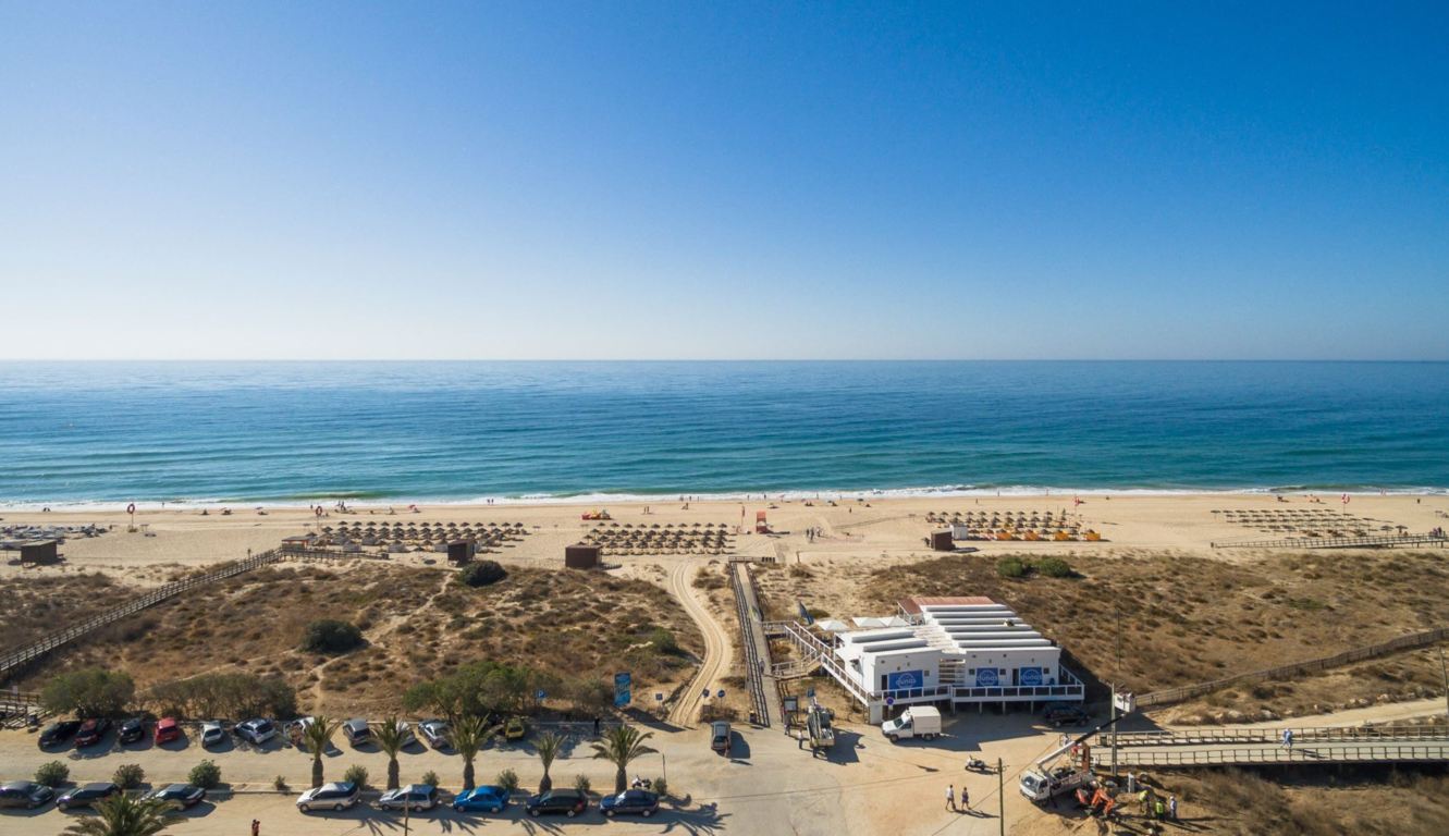 Praia de Alvor: The Complete Guide to the #1 Beach of Alvor