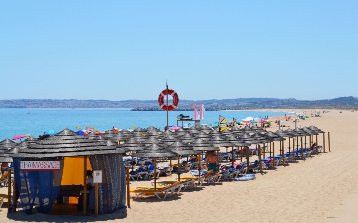 Praia de Alvor: The Complete Guide to the #1 Beach of Alvor