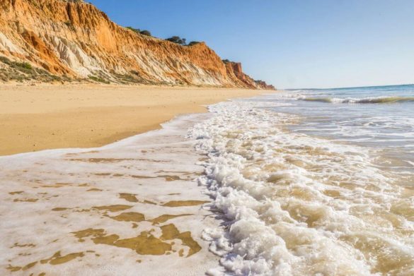 Praia da Falésia: the Complete Guide to the #1 Beach of the Algarve