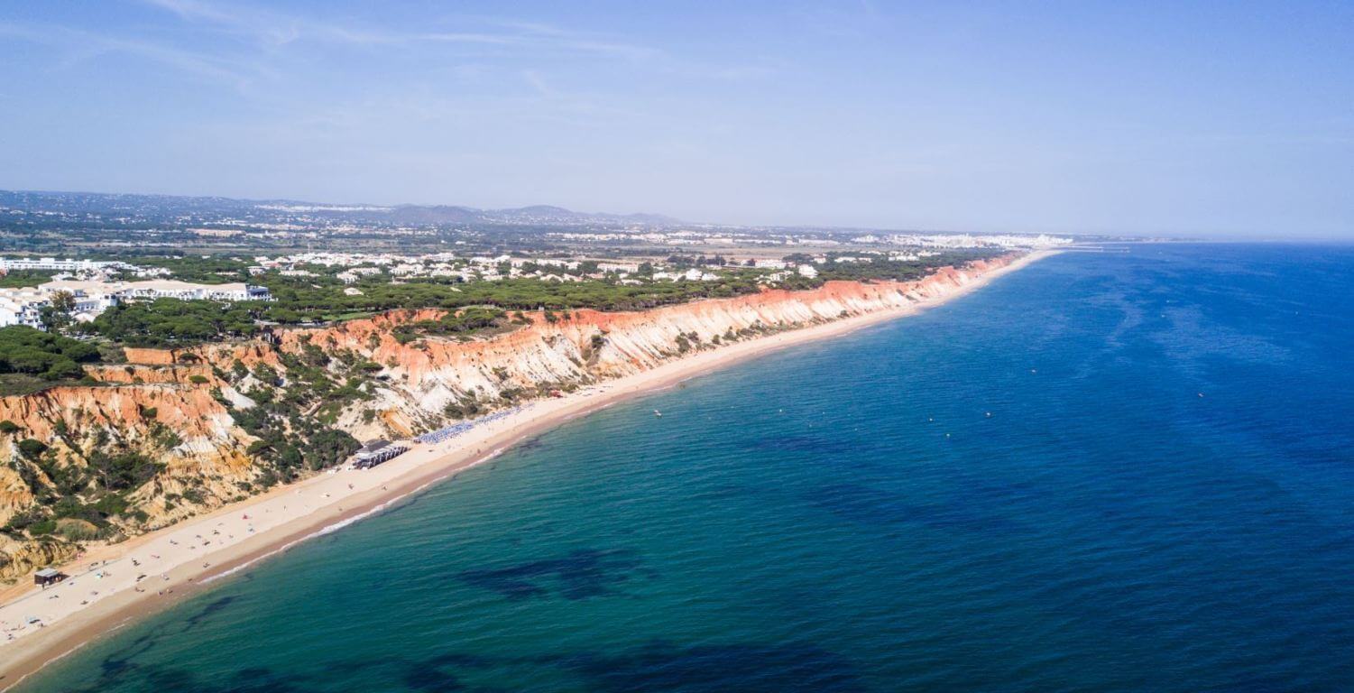 Praia da Falésia: the Complete Guide to the #1 Beach of the Algarve