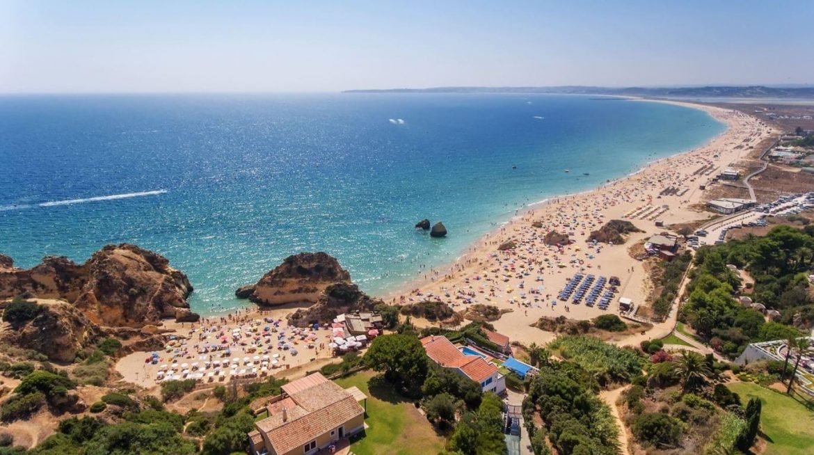 Praia de Alvor: The Complete Guide to the #1 Beach of Alvor