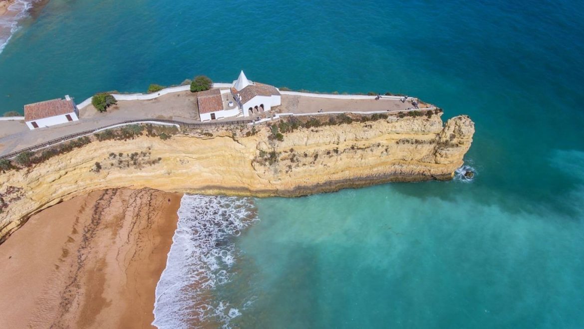 Praia de Nossa Senhora da Rocha: the #1 Guide to This Iconic Beach