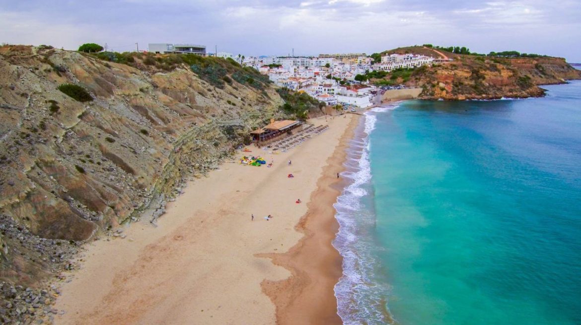 Praia do Burgau: The #1 Guide To This Picturesque Beach
