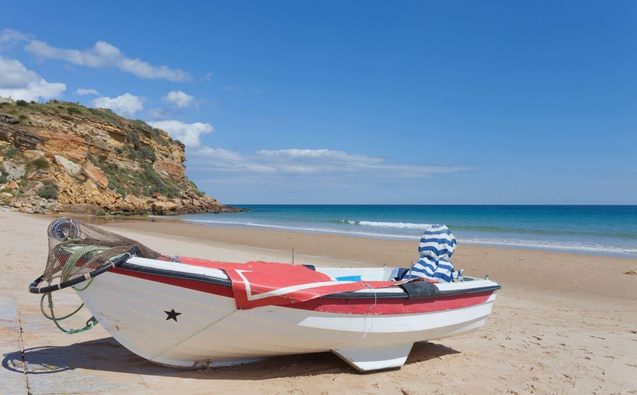 Praia do Burgau: The #1 Guide To This Picturesque Beach