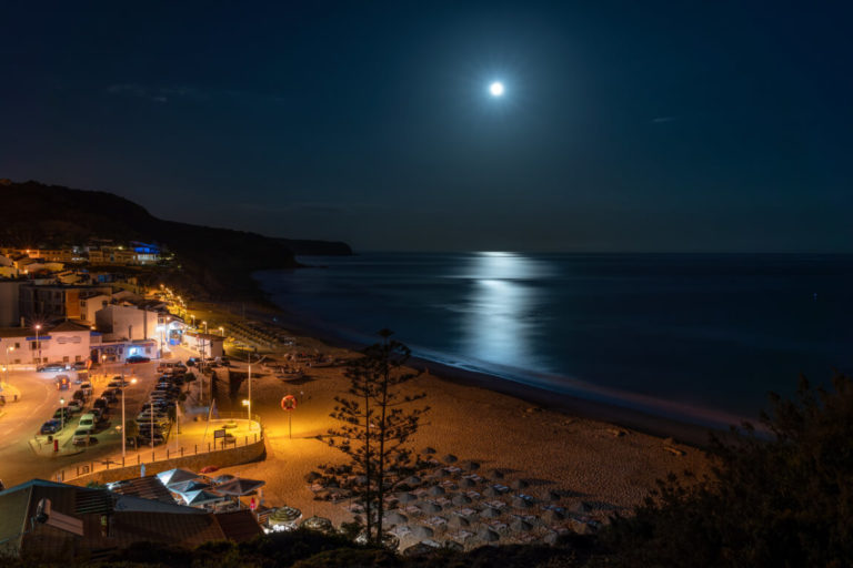 Praia da Salema: The #1 Guide To This Absolutely Wonderful Beach